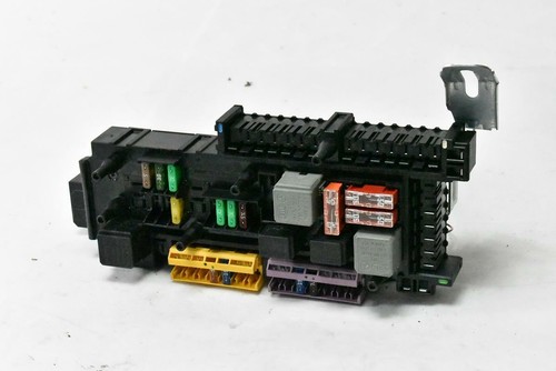 2008-2014 MERCEDES-BENZ C300 CONTROL FUSE BOX MODULE K7675 | eBay