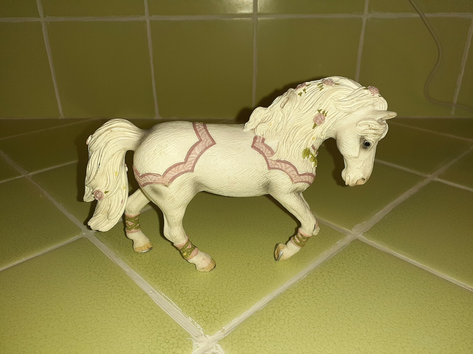 Schleich World of Elves Feyas 6" White Stallion Horse White Pink ...