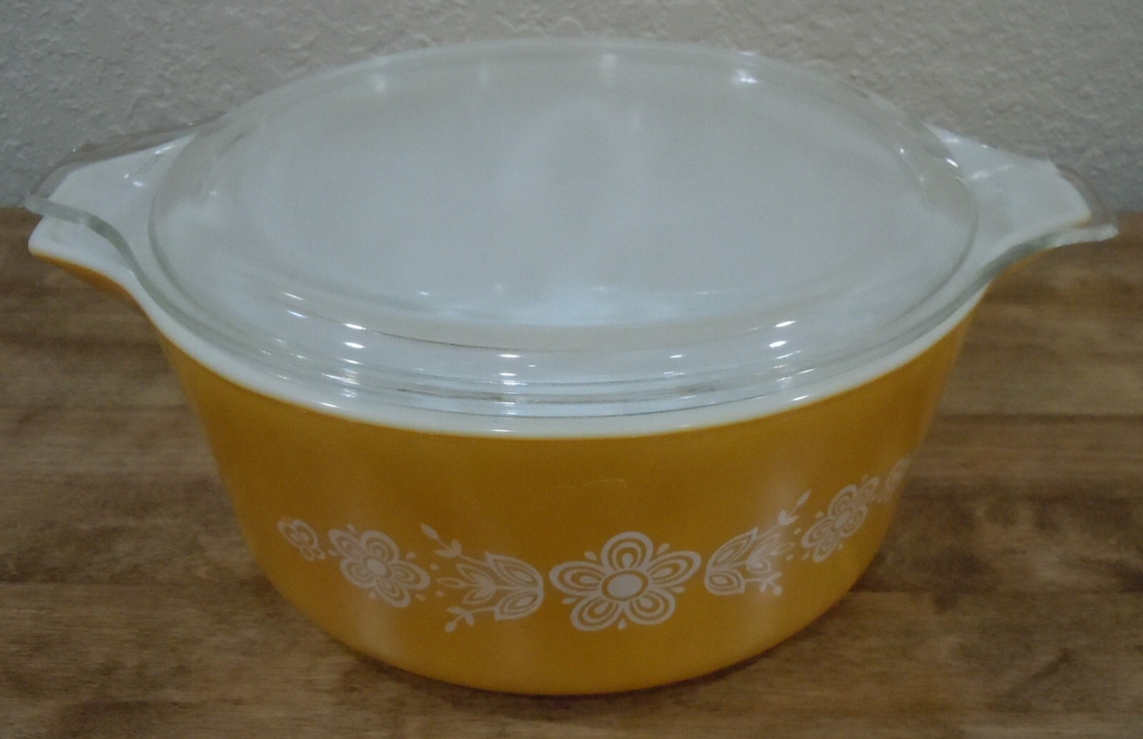 Vintage Pyrex 475-B Butterfly Gold 2 1/2 qt Casserole Dish With ...