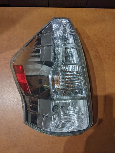 OEM 2012-2014 Toyota Prius V LED & Halogen Tail Light Driver Left Side ...