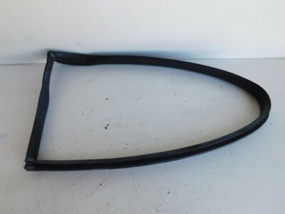 Porsche 911 997 GT3 2008 Rear Quarter Glass Window Seal LHS 99654332500 ...