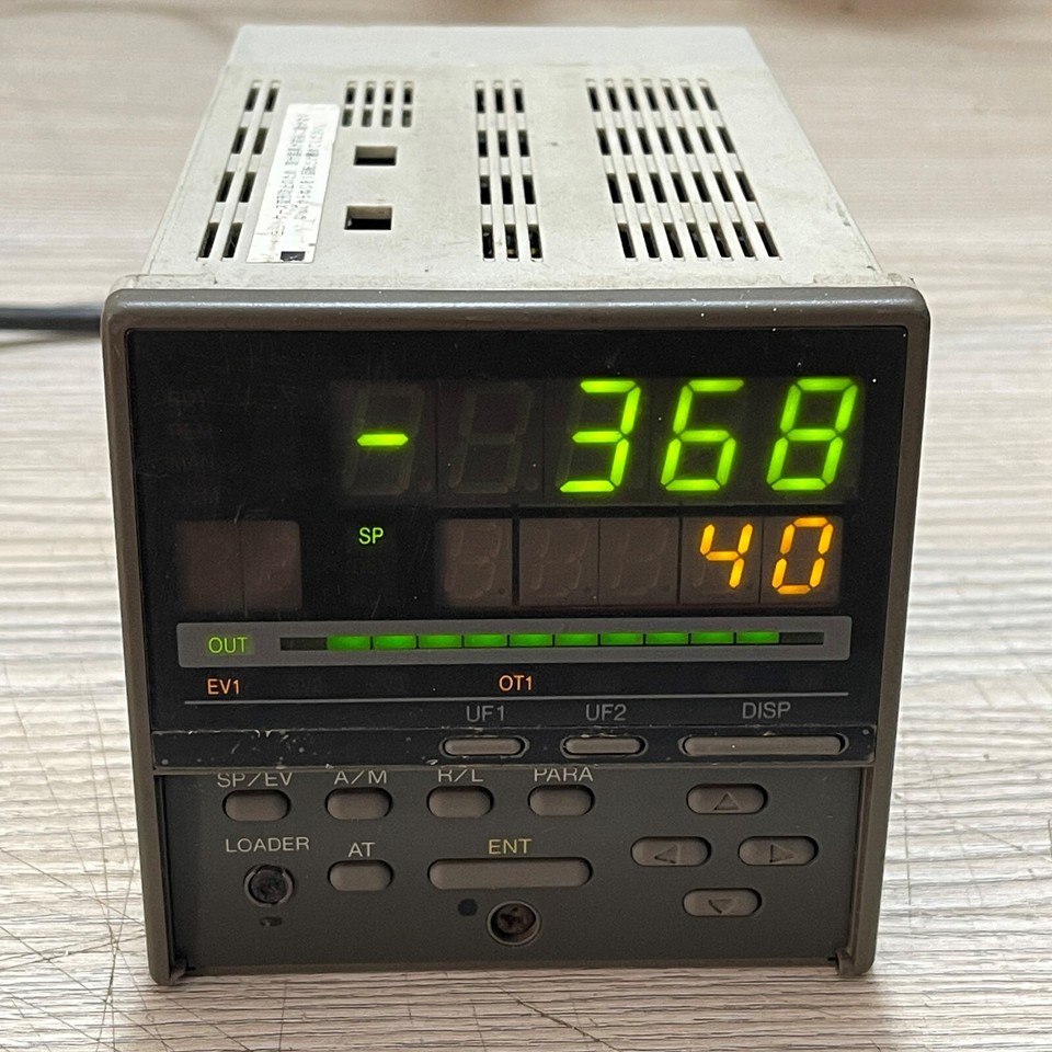 YAMATAKE SDC-40 DIGITAL INDICATING CONTROLLER SDC40 | eBay