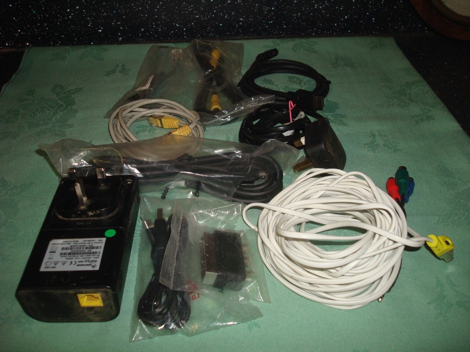 Job Lot Computer Cables Cat 5e,Scart,San Disk Trans Flash, Min- Jack ...