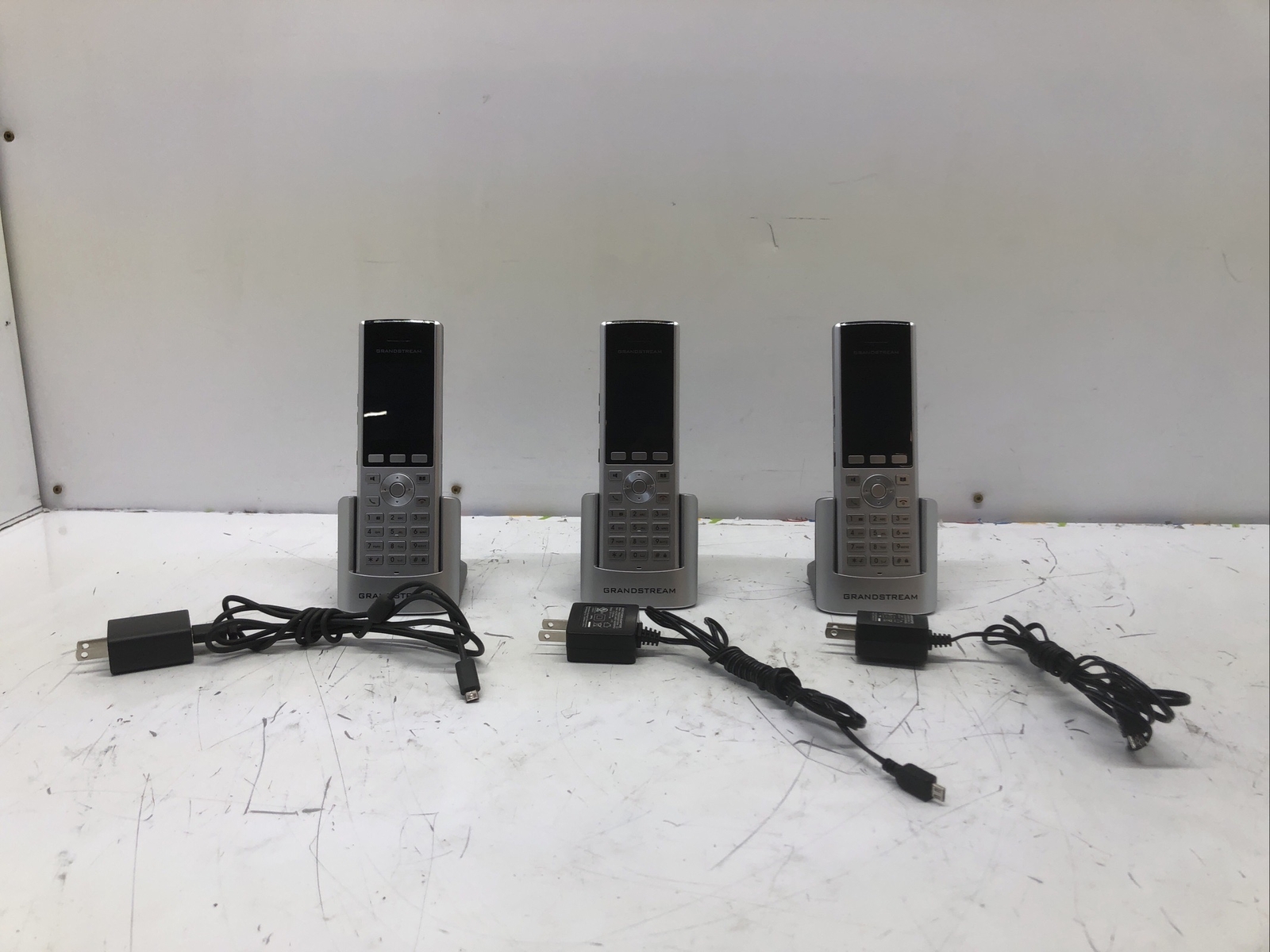 *Lot of 3* Grandstream WP820 Enterprise Portable WiFi Phones w/ AC ...