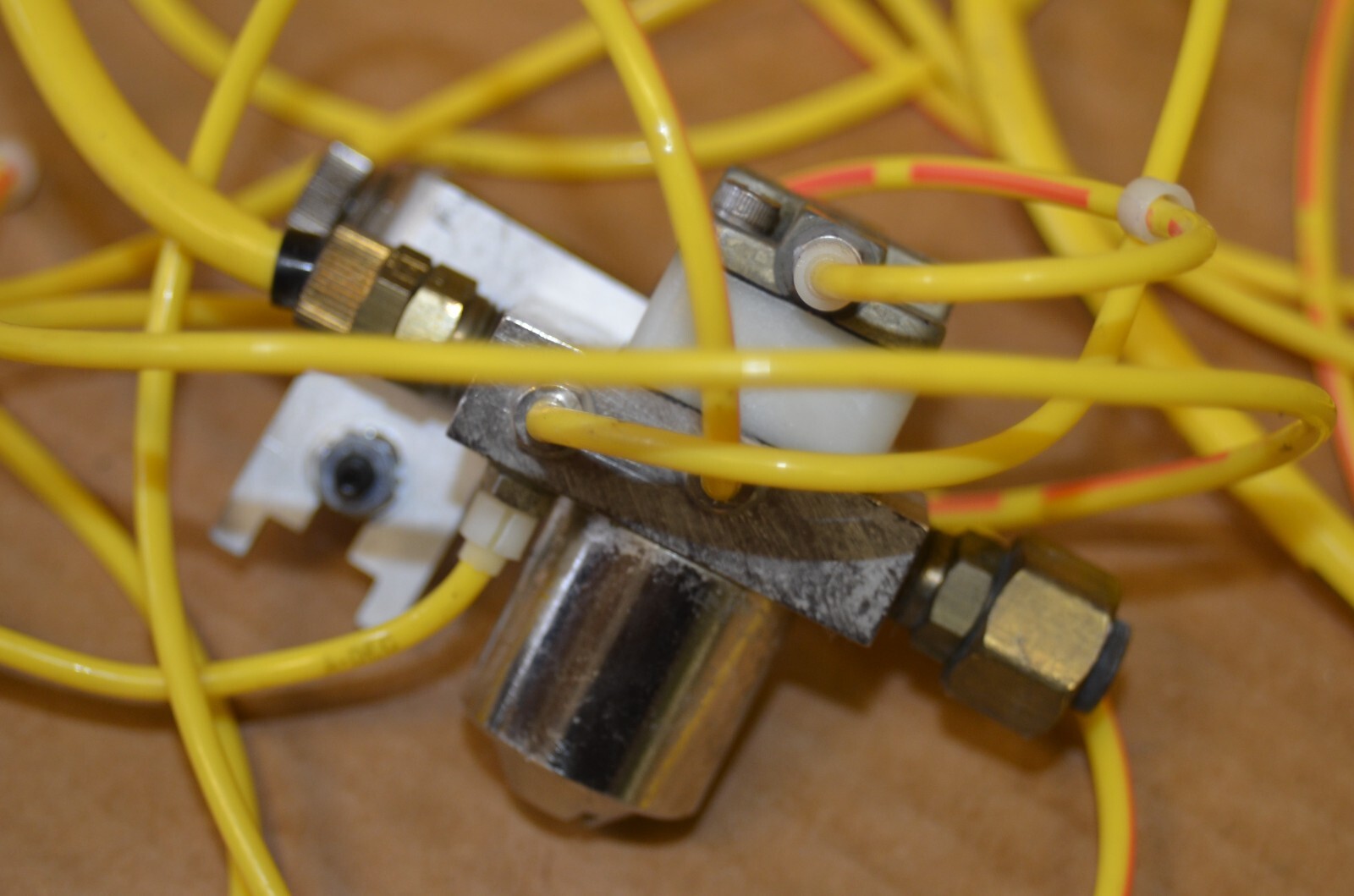 Adec Cascade 1011 1021 Dental Chair Air Regulator with Gauge | eBay