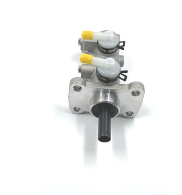 Brake Master Cylinder Mitsubishi Canter Fuso 3.9TD (FE84-6C14 / FE85 ...