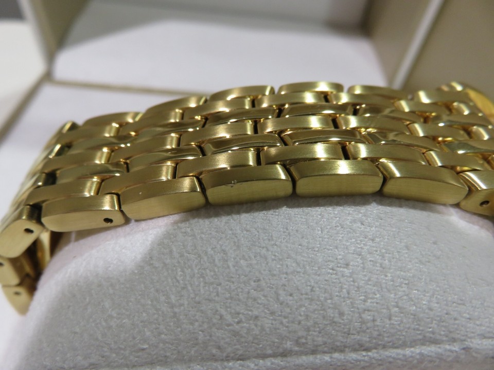 Versace Men's VE2V00322 V-Palazzo Swiss Made Gold IP 43mm Watch ...