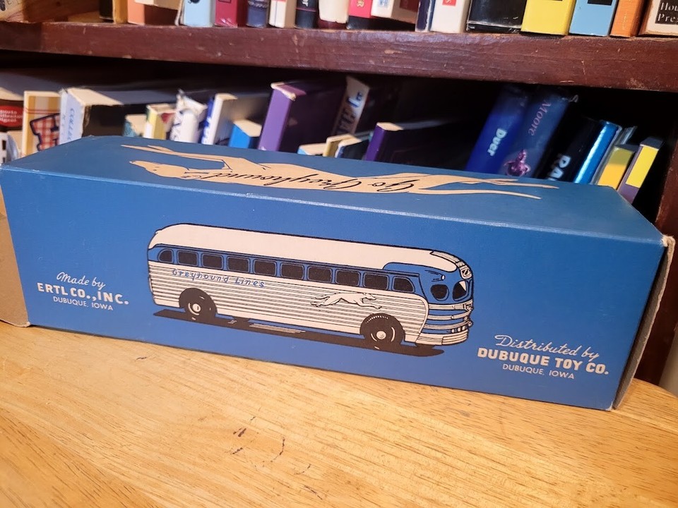 VERY NICE VINTAGE 1940s ERTL TOY CO. ALUMINUM GREYHOUND LINES TOURING ...