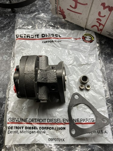 New Old Stock Detroit Diesel Fuel Pump 5199561 | eBay
