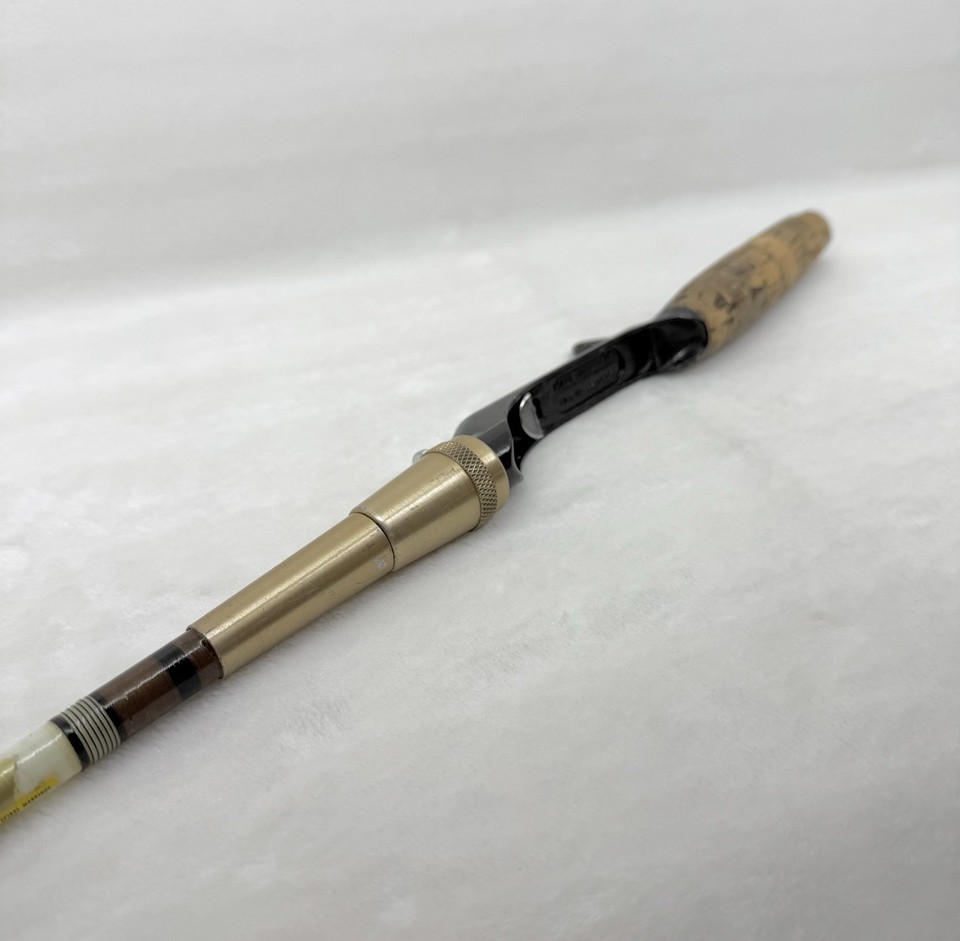 Shakespeare 2-Piece Fiberglass Wonderod 6' 6" Fishing Rod w/Carboloy ...