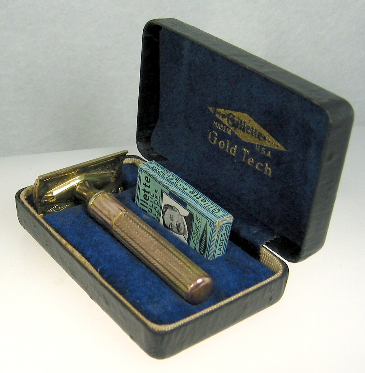 1940s Gillette "Gold Tech" 3-Piece Safety Razor In Case | eBay