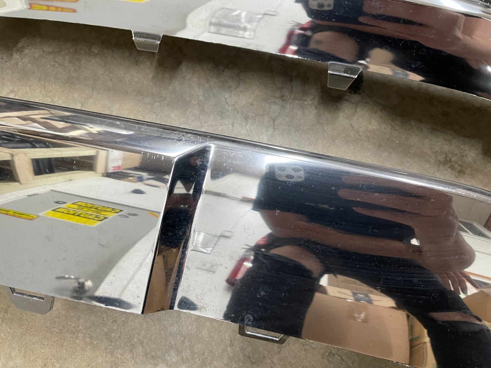 2016 - 2019 MERCEDES Gle350 Front Bumper Chrome Valance Trim OEM ...