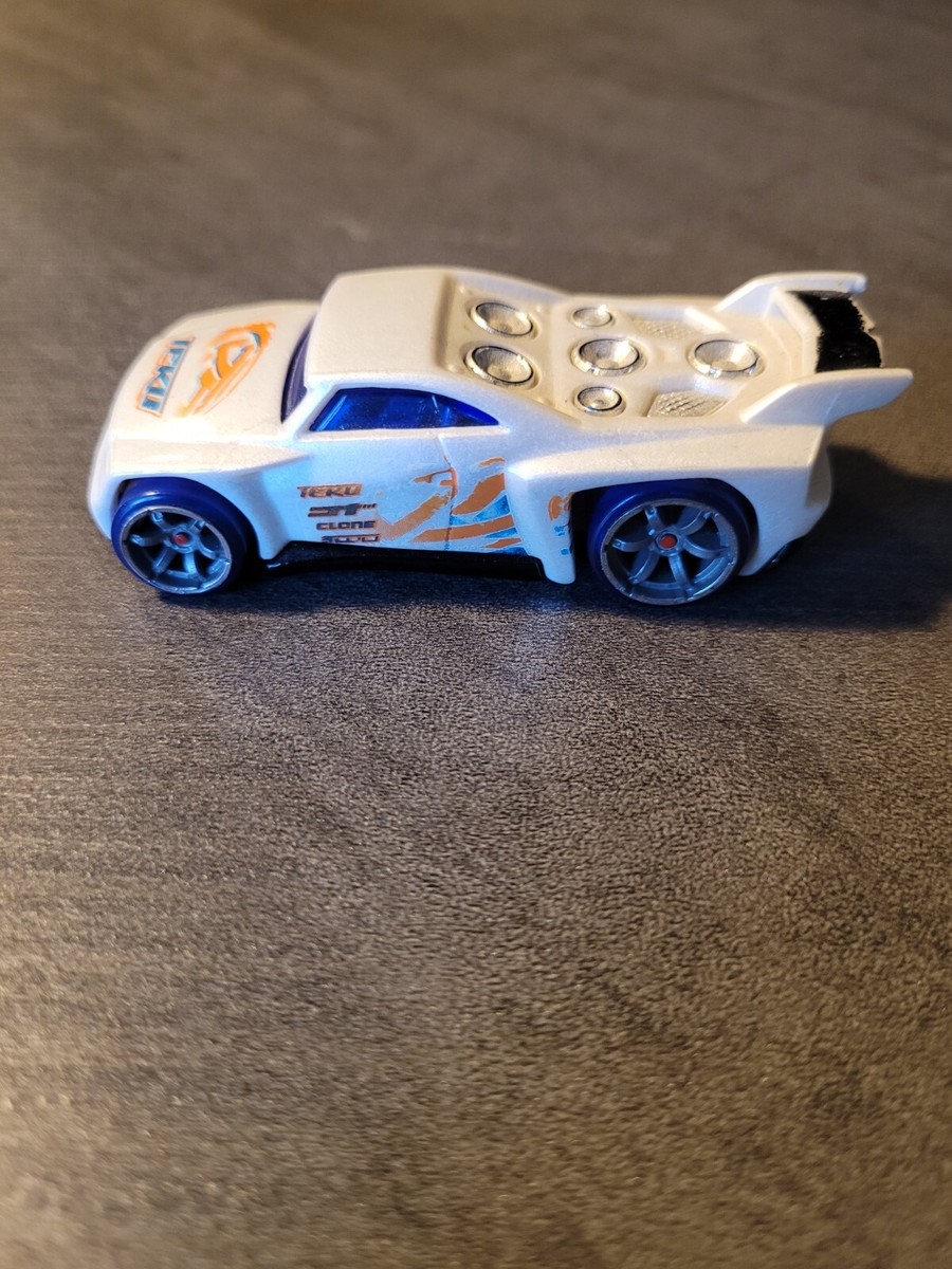 Hot Wheels Acceleracers Shirako