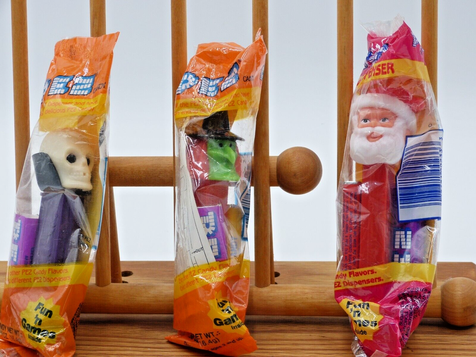 PEZ Witch w/green face & Skull w/purple base + Santa Claus. New in ...
