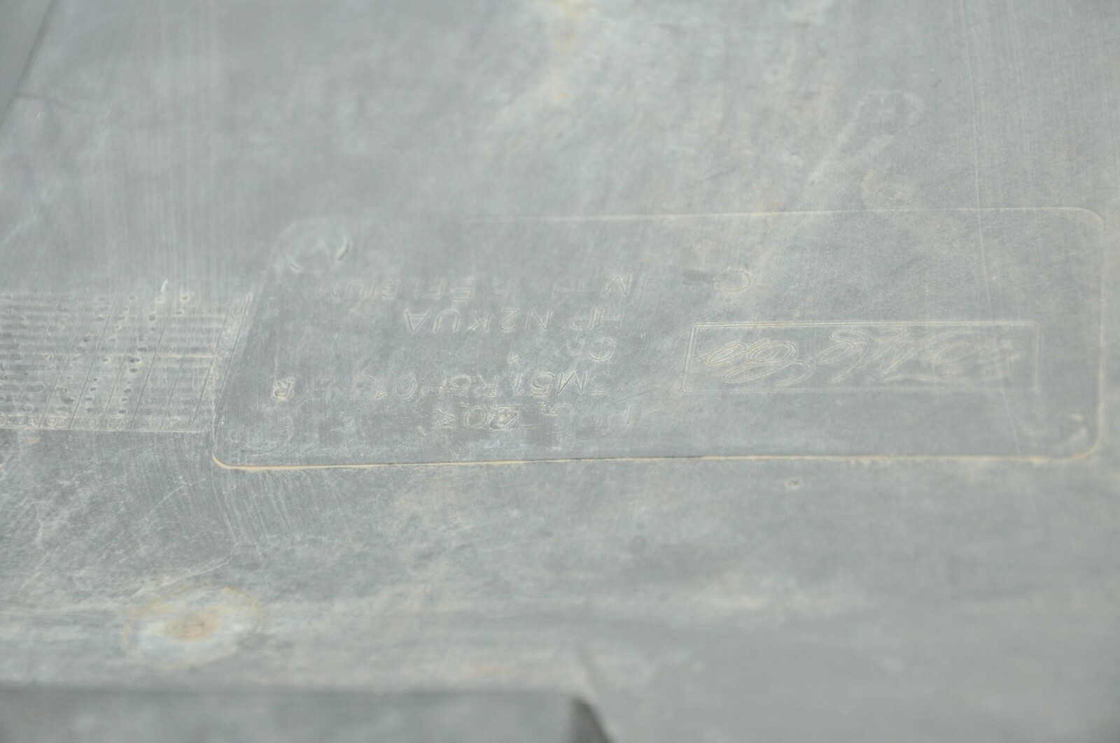 2004-11 VOLVO S40 C30 2.5L SEDAN LOWER ENGINE PROTECTION SPLASH GUARD ...