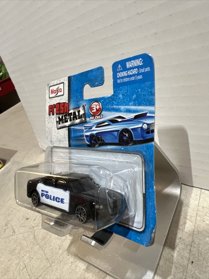 2010 MAISTO FRESH METAL METRO POLICE CAR | eBay