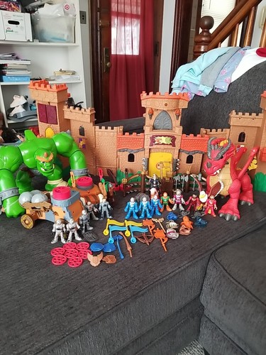 HUGE LOT Fisher-Price IMAGINEXT Eagle Talon CASTLE PLAYSET Knights ...