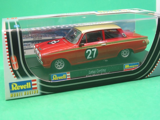 Revell 08379 Ford Lotus Cortina Mk1 Slot Car Alan Mann Racing Boxed for ...