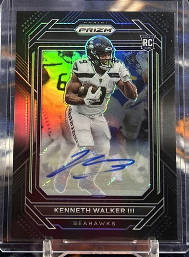 2022 Panini Chronicles - Prizm Black Signatures #PB-19 Kenneth Walker ...