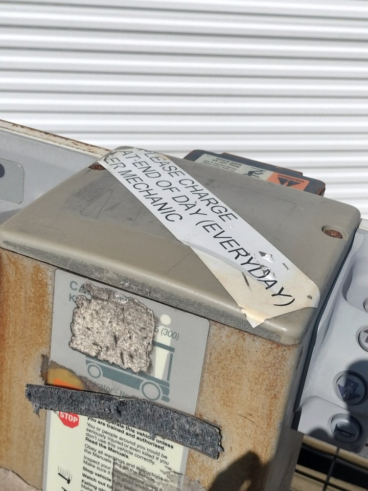 Crown Wave Wav Man Lift Manflift Forklift Order Picker WAV50-118 | eBay