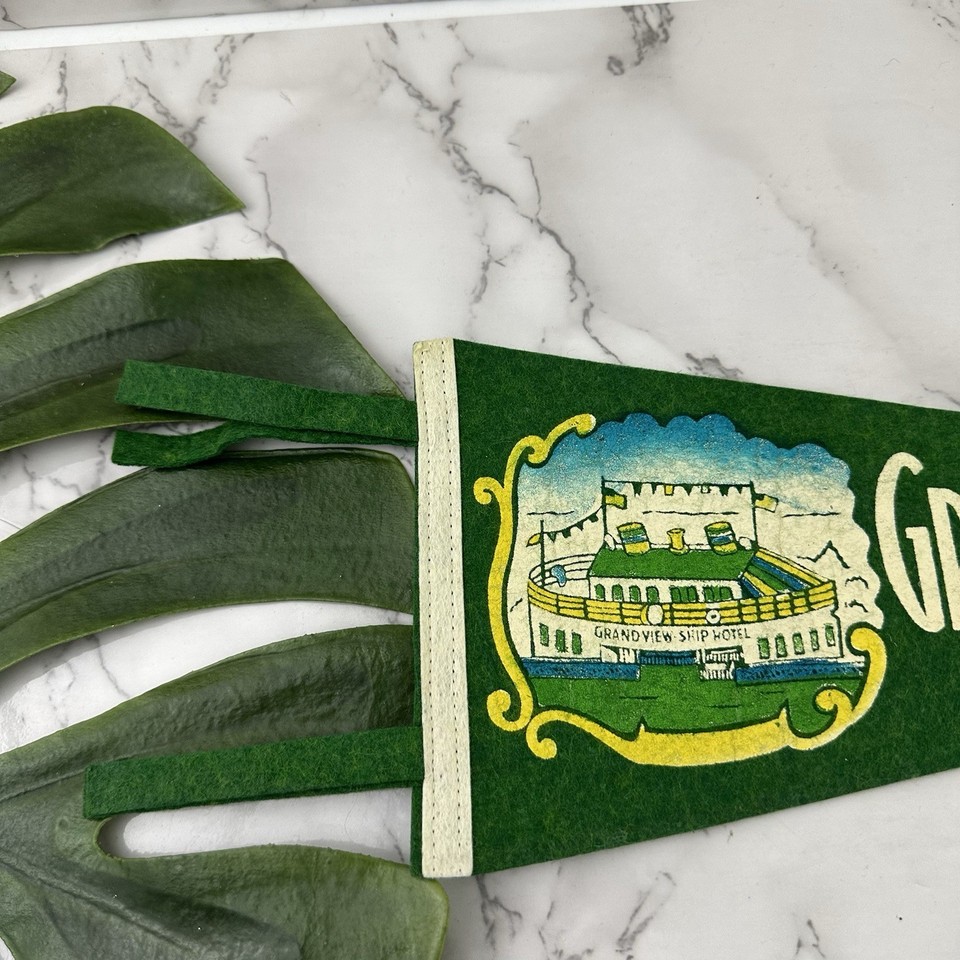 Grand View Ship Hotel PA Vintage 50s Pennant Flag Souvenir Medium ...