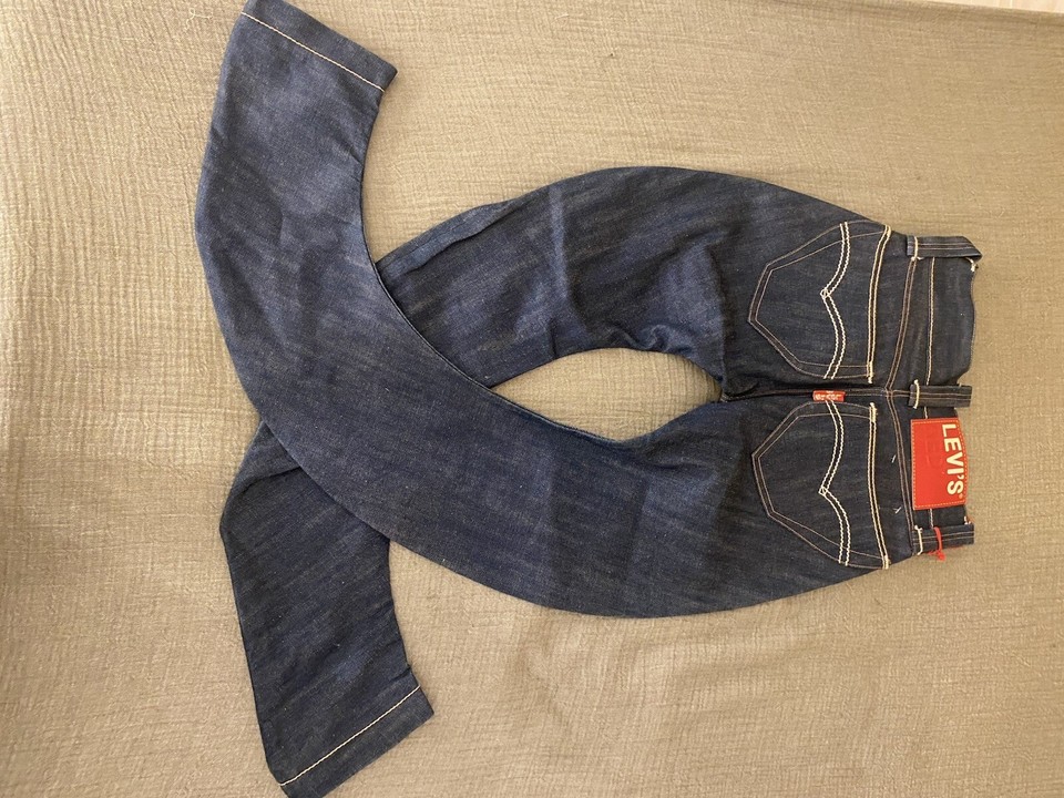 Levi’s Limited Edition Red Bowleg Raw Denim Jeans W28 L34 | eBay