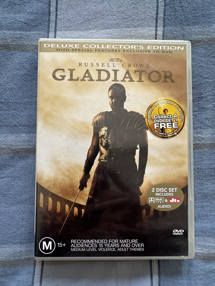 Gladiator DVD Deluxe Collectors Edition - Russell Crowe 9317731010354 ...