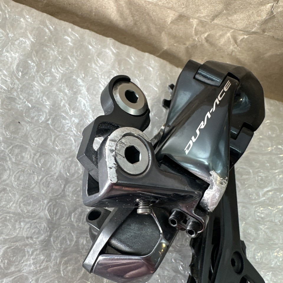 Shimano Dura-Ace RD-R9150-SS Di2 Short Cage Rear Derailleur ...