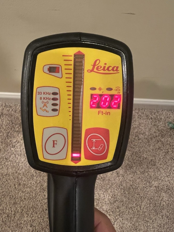 LEICA DIGICAT 200 Underground Utility Locator | eBay
