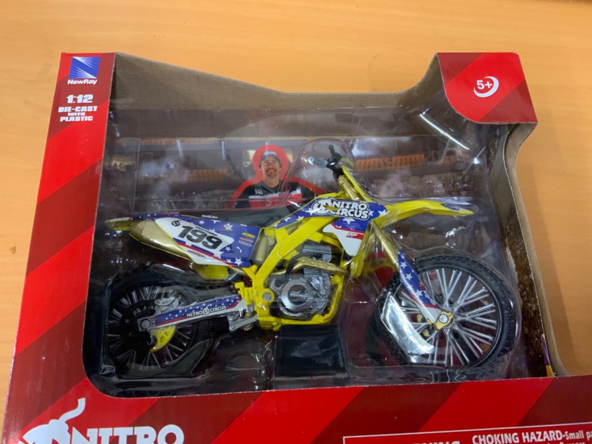 Nitro Circus Cast Nitro Circus Family Portraits | Jolene Van Vugt