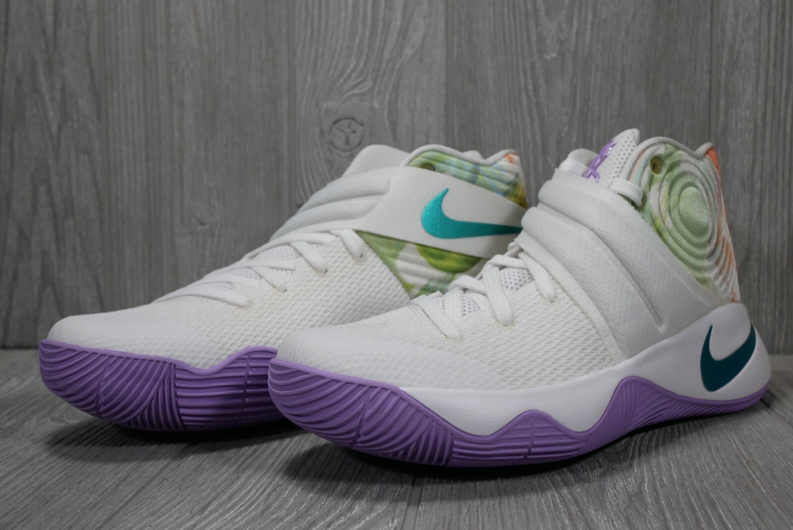Size 7 - Nike Kyrie 2 Easter - 819583-105 for sale online | eBay