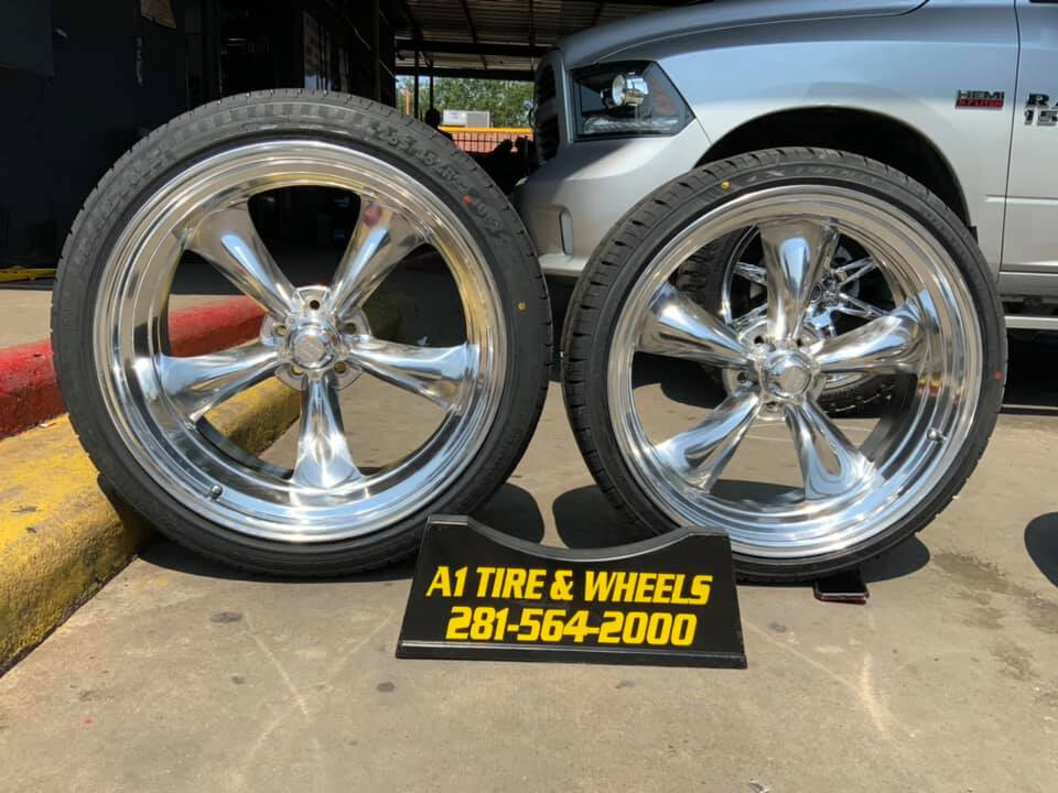 4 22" AMERICAN RACING VN515 TORQ THRUST 5X127 CHEVY 1500 IMPALA C-10 ...