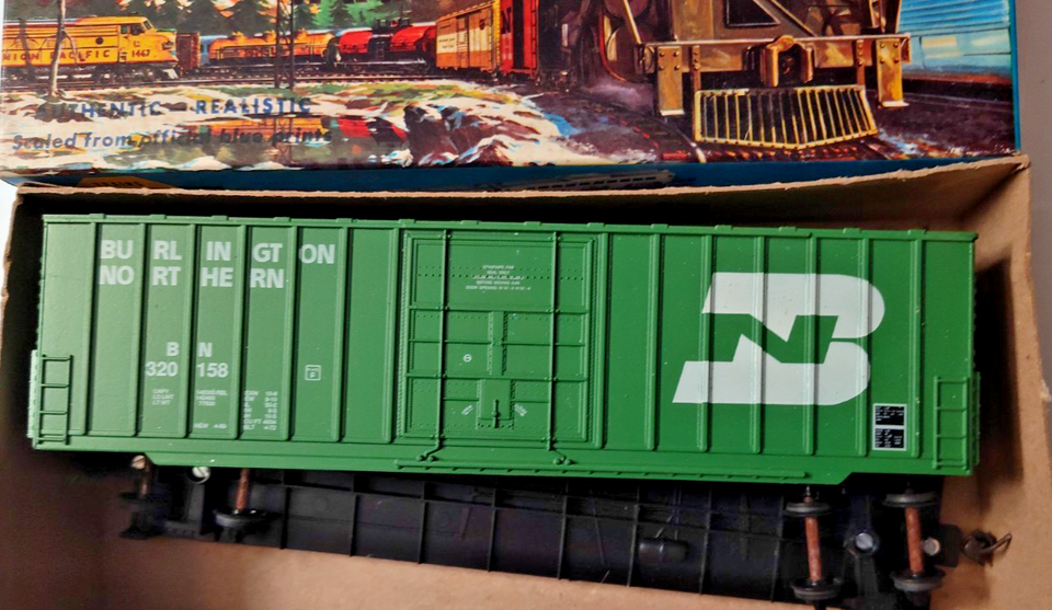 HO scale Athearn Burlington Northern Hi Cube Box Car BN 320158 | eBay