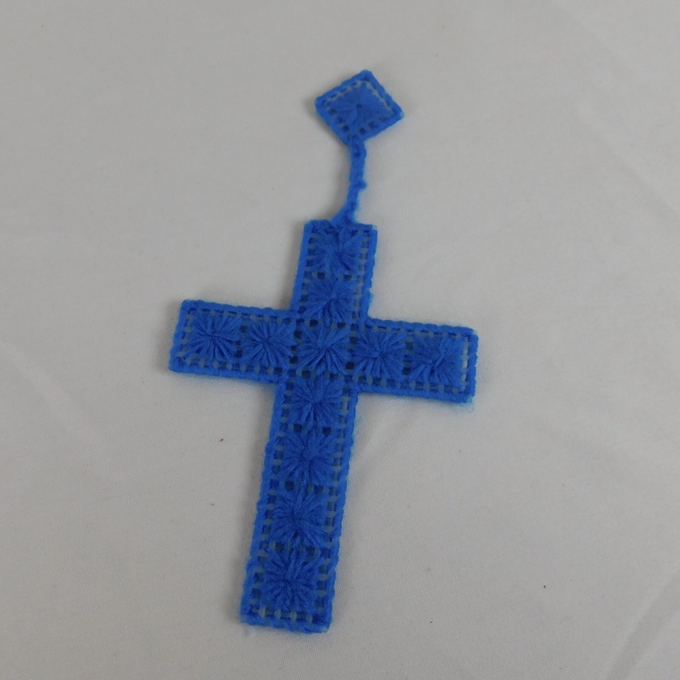 Cross Bookmarks Lot of 5 Plastic Canvas Yarn Religious Christian Blue ...