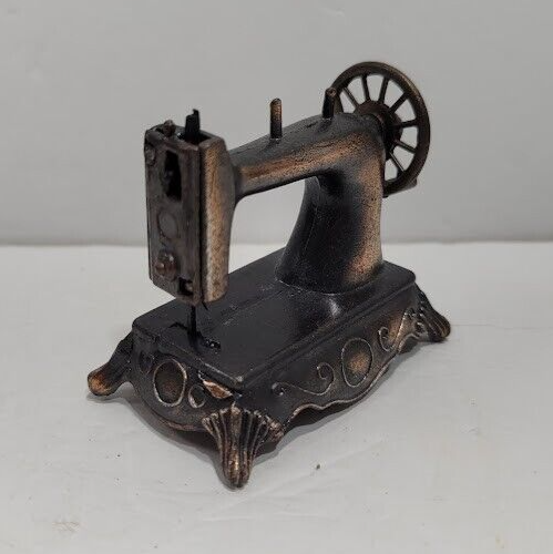 1978 Durham Industries Miniature Metal Doll House Sewing Machine Item ...