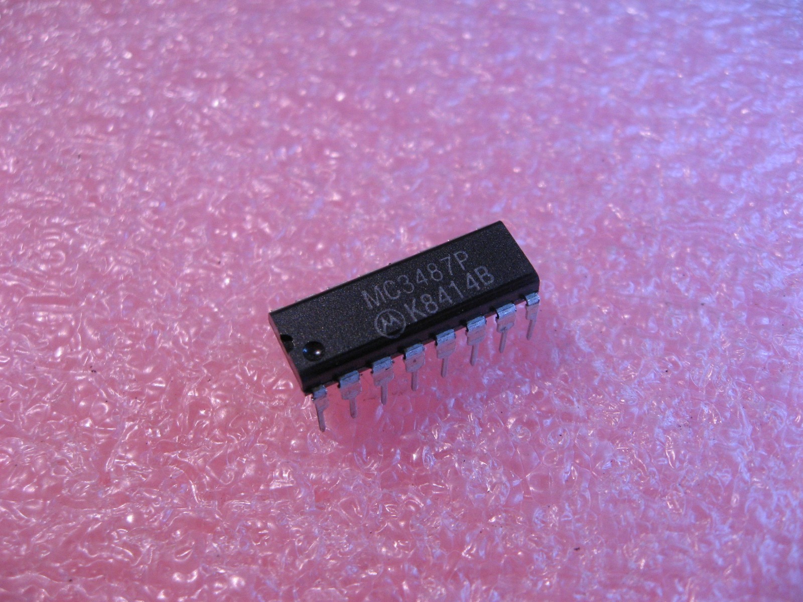 MC3487P Motorola Quad EIA-422 Line Driver 3-State IC Plastic MC3487 NOS ...