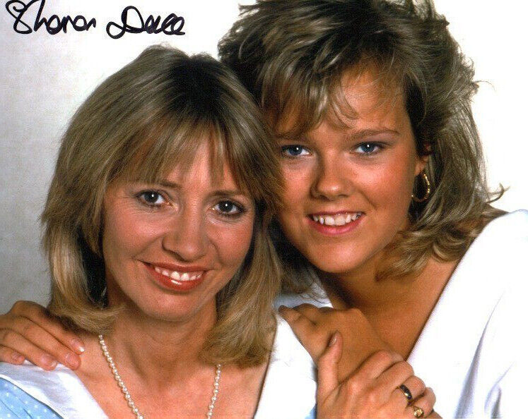 Sharon Duce's Instagram, Twitter & Facebook on IDCrawl