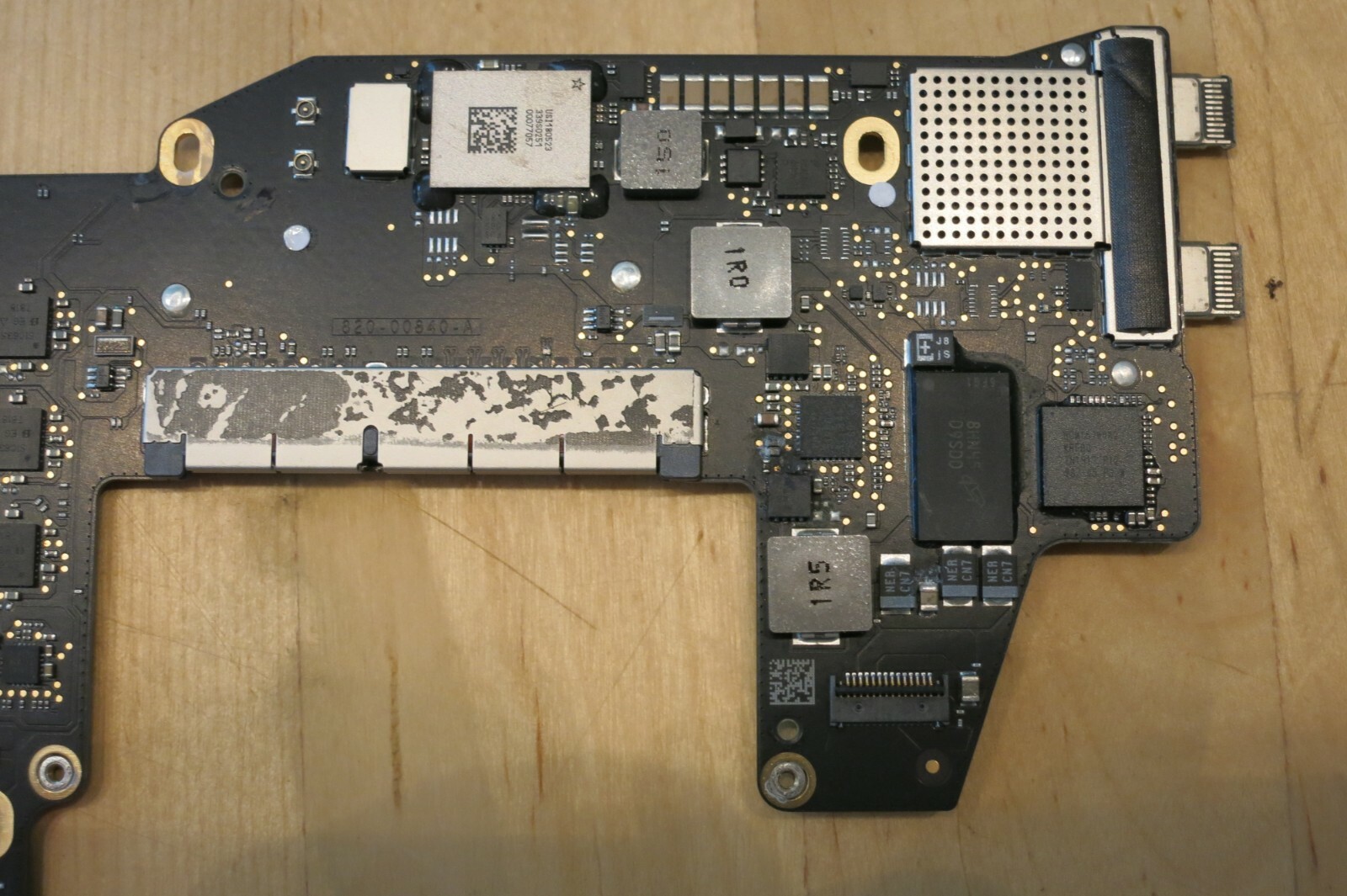 661-07569 i5 2.3GHz 8GB RAM Apple MacBook Pro A1708 Late 2017 Logic ...