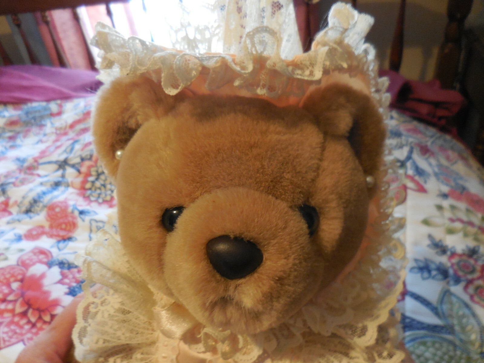 Bearly People Super Cute. Looks like a Queen Bear. Lovely Collectible ...