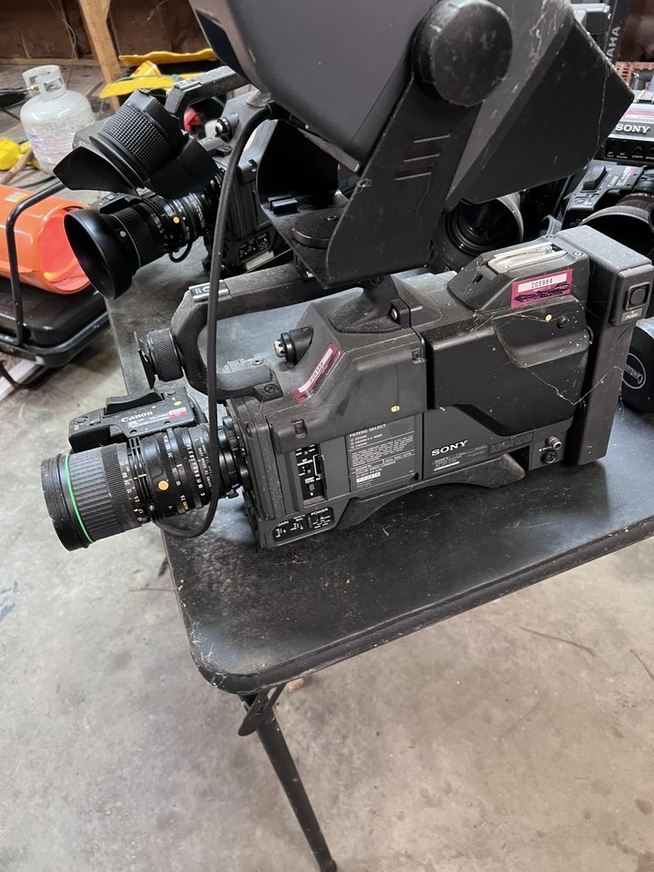 Sony DXC-327 Camera Canon VCL-712BX lens | eBay