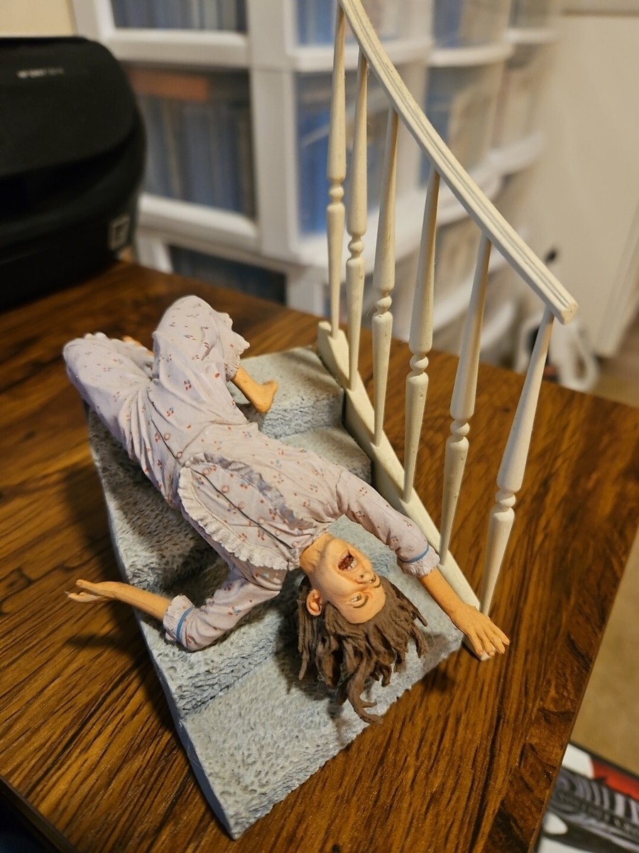 L'exorciste Regan Spider Walk Regan Spiderwalk Down Stairs