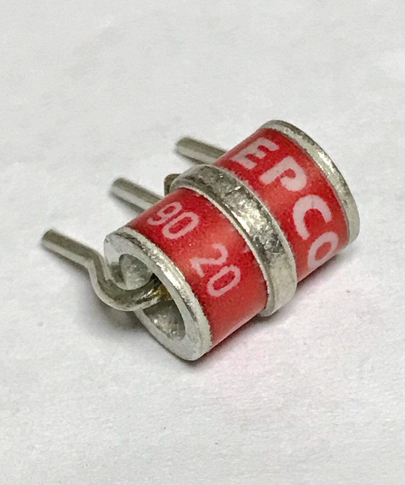 LOT OF(25) EPCOS T83 A90X Surge Arrester B88069X8300B502 90 20 O 90v ...