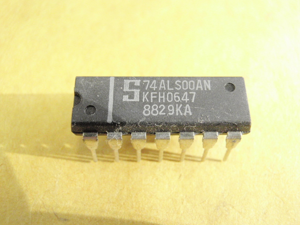 IC BAUSTEIN 74ALS00 18858-138 4016998793240| eBay