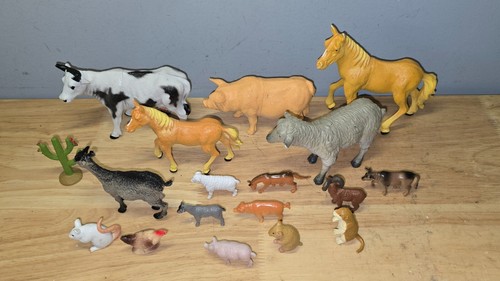 Lot of 17 Vintage Farm Animals Horses Pigs chicken Goat Sheep Cow Ram ...