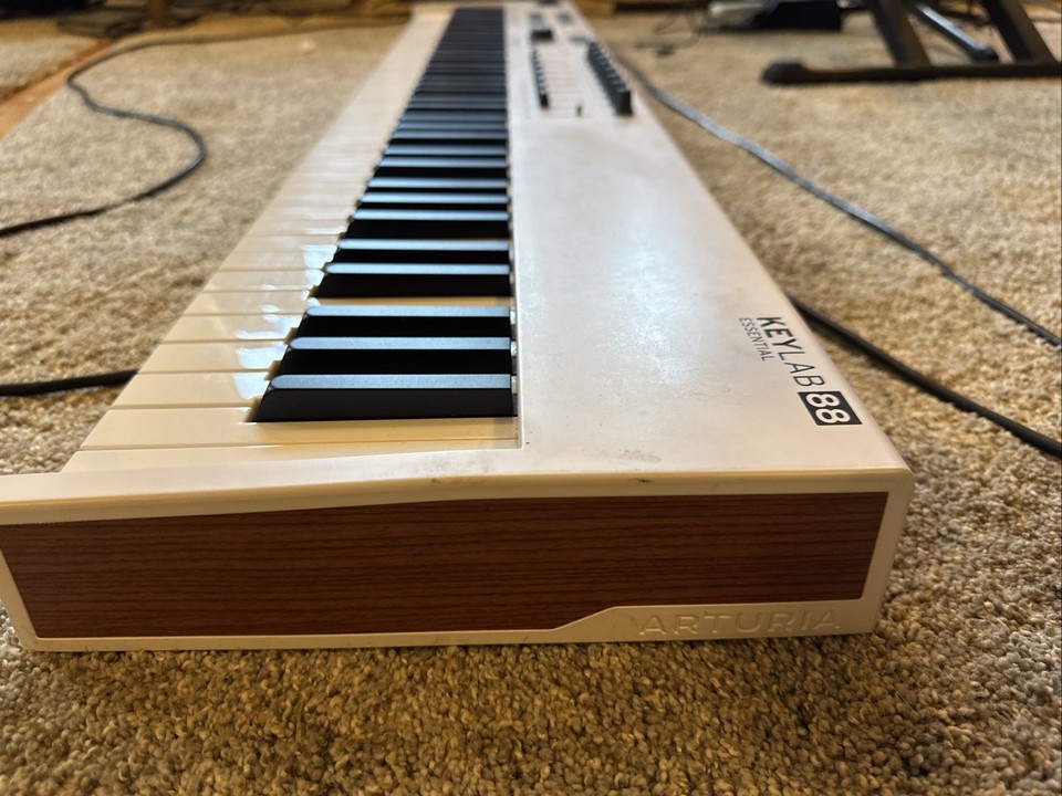 Arturia Keylab 88 Essential MIDI Controller - White | eBay