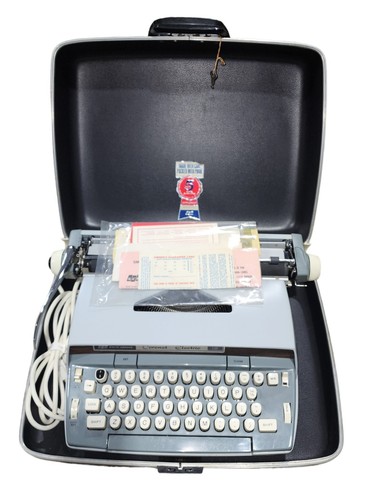 Vintage 1970's SMITH CORONA CORONET ELECTRIC 12 Typewriter Key, Case ...