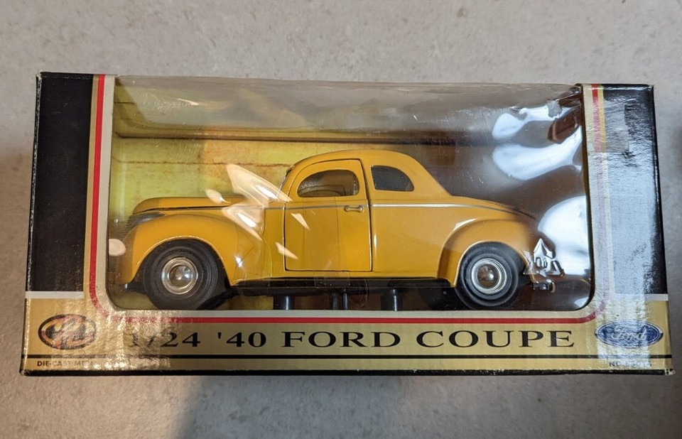 Motormax Collectors Edition 1/24 ‘40 Rare Yellow Ford Coupe #68014 NIB ...