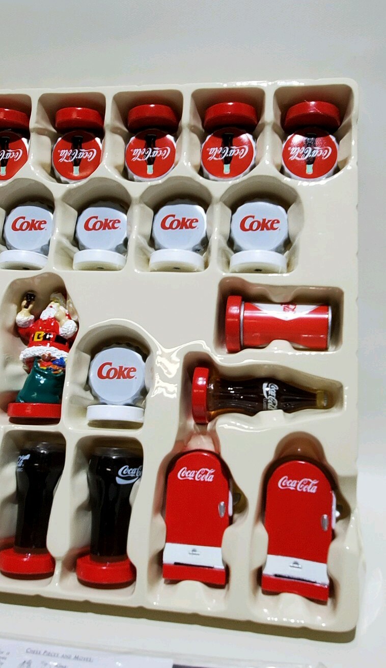 Coca Cola Chess Set Collector's Edition Coke Vs Board Game Vintage 2002 ...