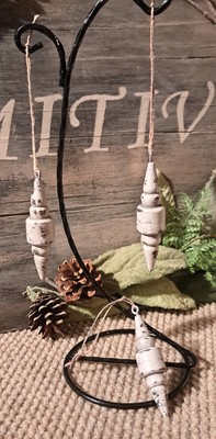 Primitives - Primitive Christmas Ornies