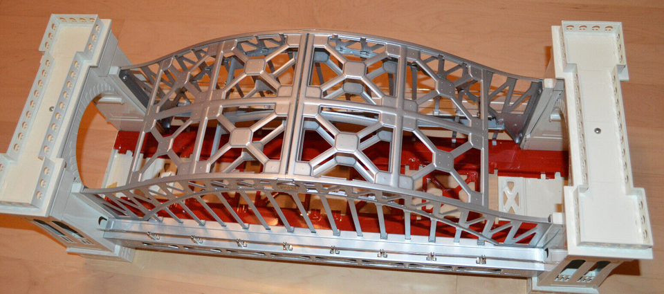 MTH TRAINS EARLY STANDARD GAUGE RED & SILVER HELLGATE BRIDGE | eBay